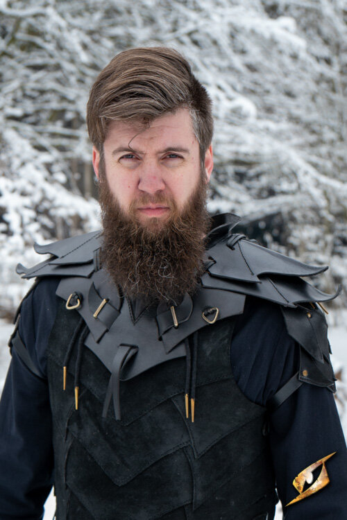 Shadow Armour Set - Iron Fortress