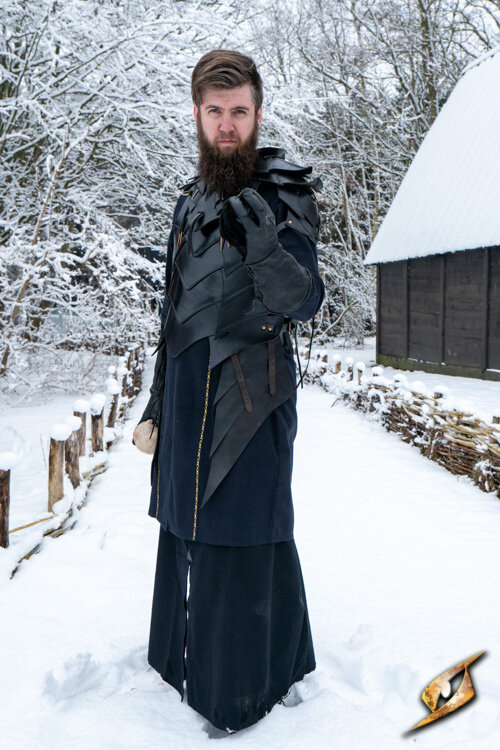 Shadow Armour Set - Iron Fortress